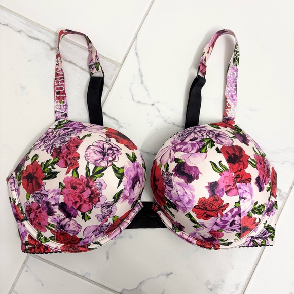 Victoria's Secret | Intimates & Sleepwear | Victorias Secret Bombshell ...